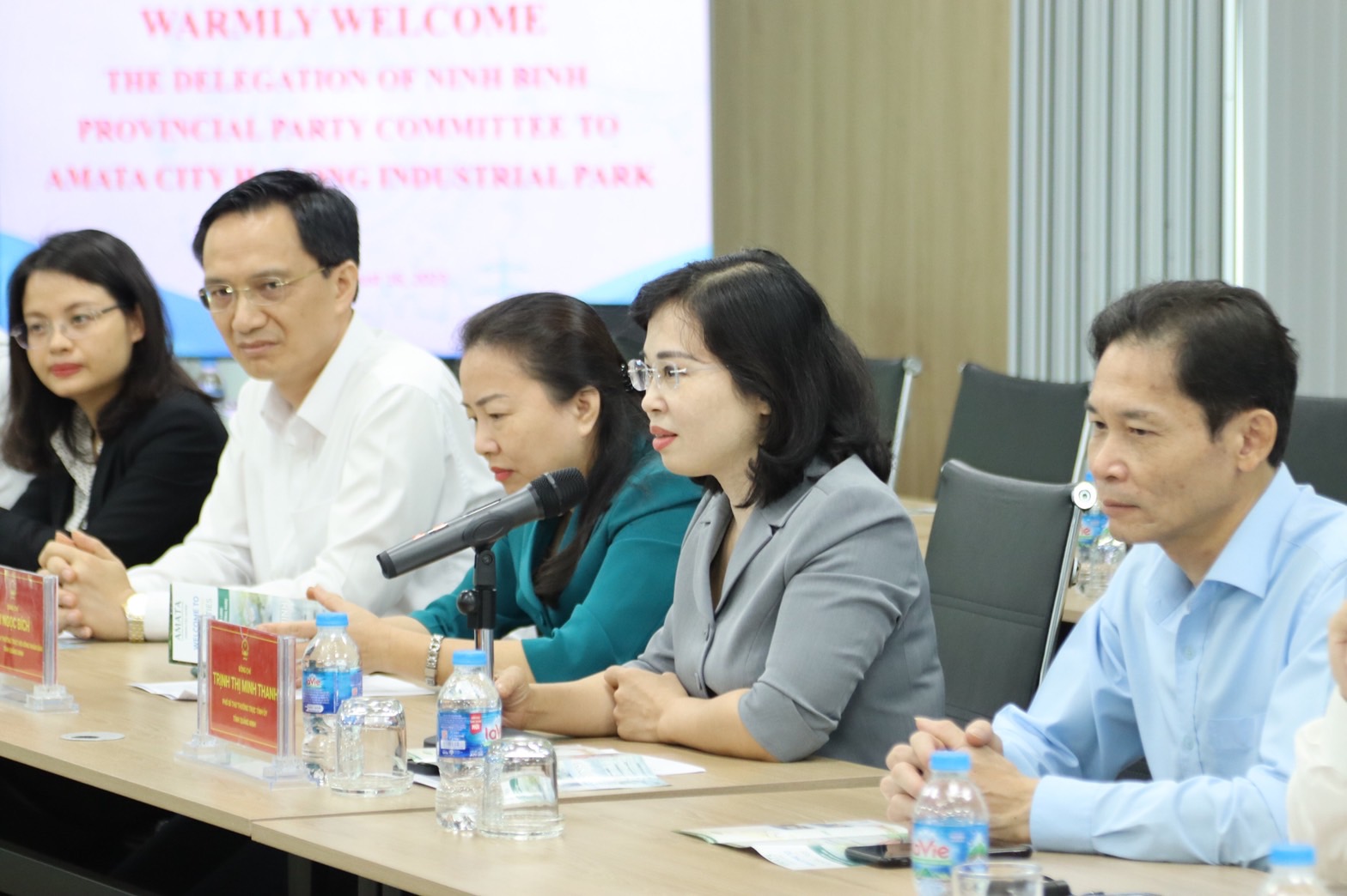 AMATA - Ninh Binh Province Delegation Visits Quang Ninh Province and Leading Industrial Park