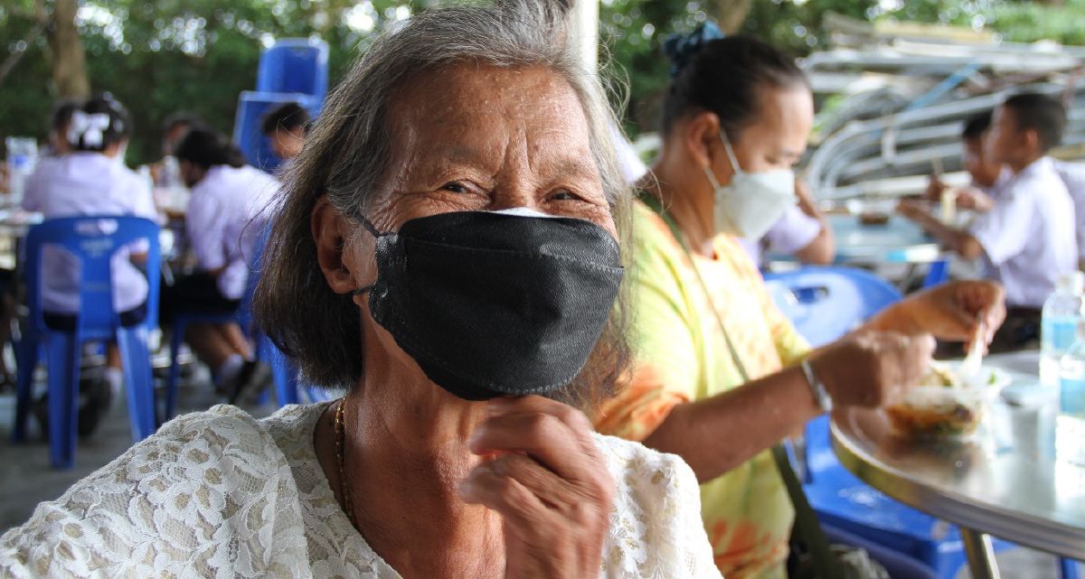 AMATA - The Smile Caravan is Rolling Again